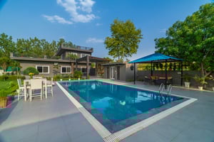 Book Your Luxurious Stay @ Sunshine @ Cloudberry Estate In New delhi ...