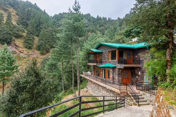 Book Your Luxurious Stay @ Dreamy Skies - Pangot In Nainital ...