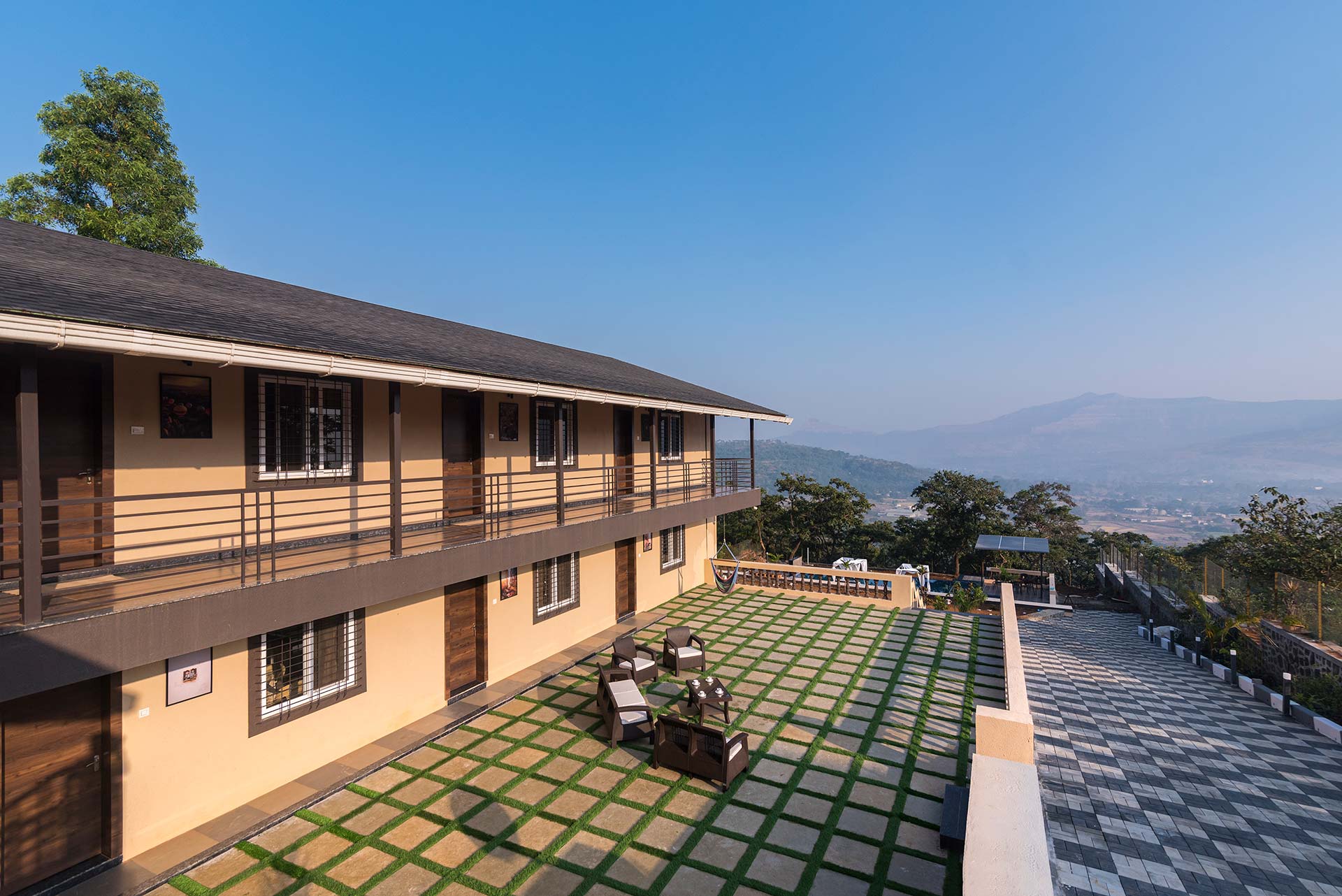 Book Rental Villas In Lavasa | Homestay In Lavasa - StayVista