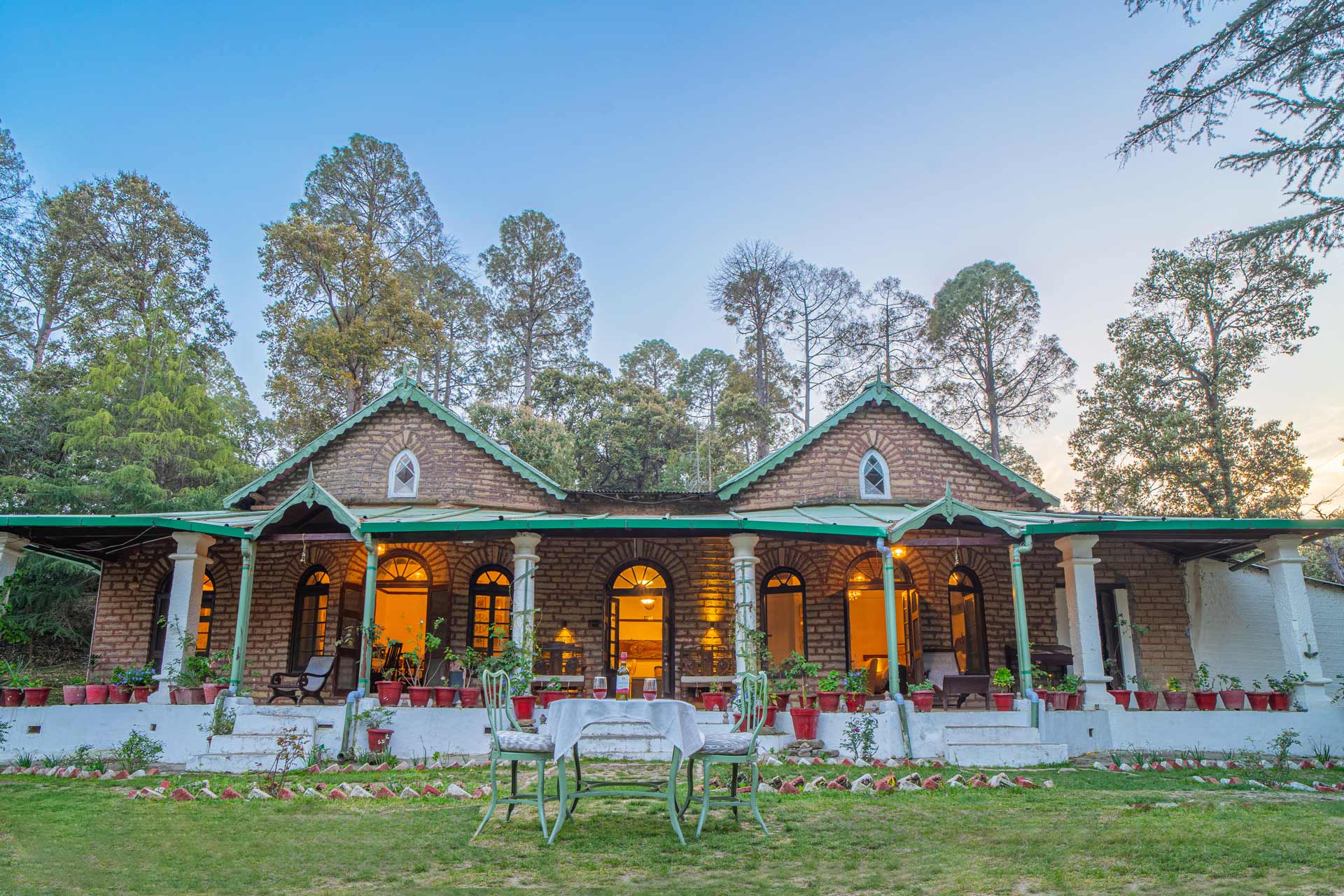 Colonial Retreat - Ranikhet - Just Home Stay
