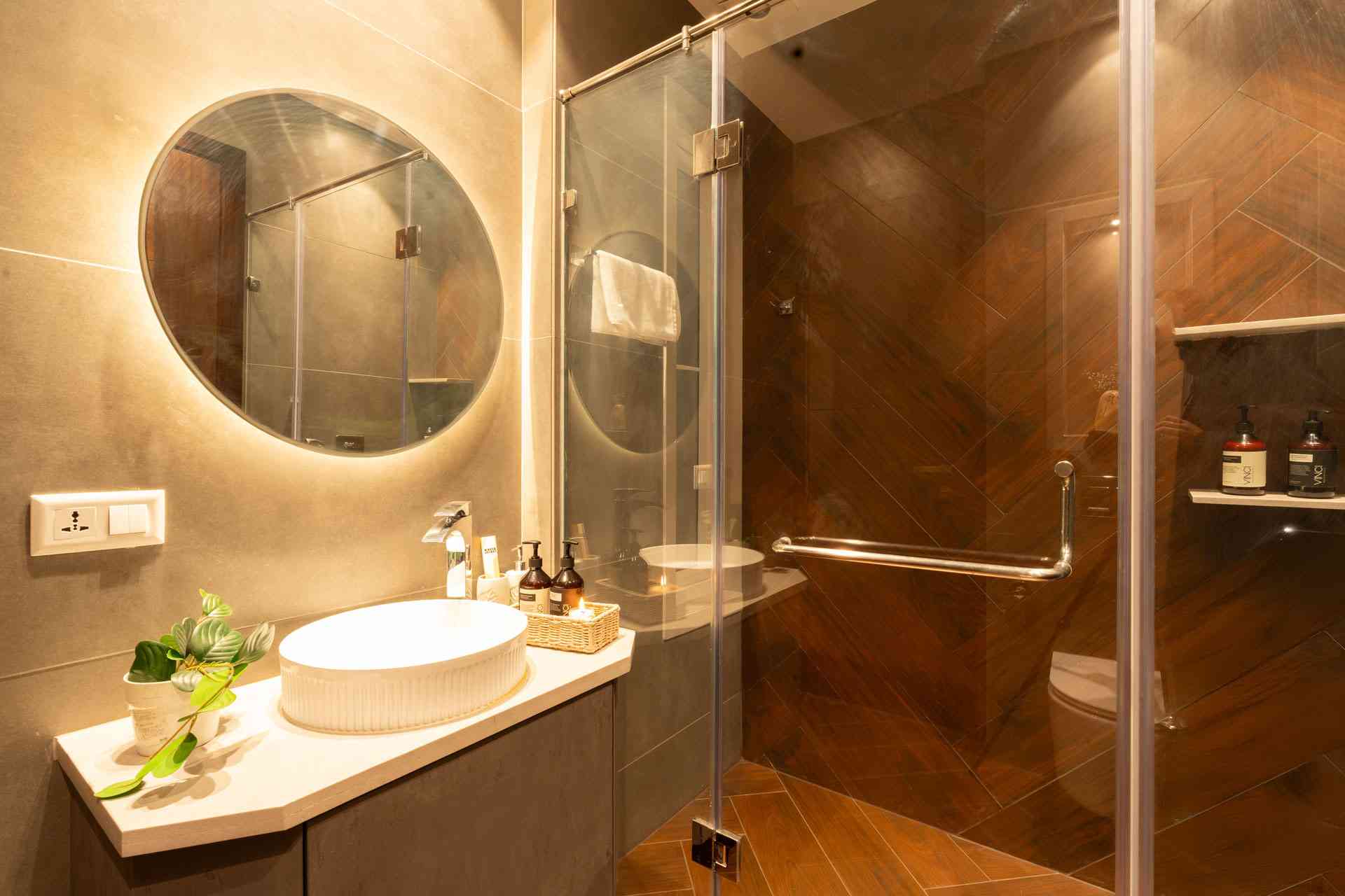 Book Your Luxurious Stay @ Apartment 2 @ Vista Residences at GK-1 In ...