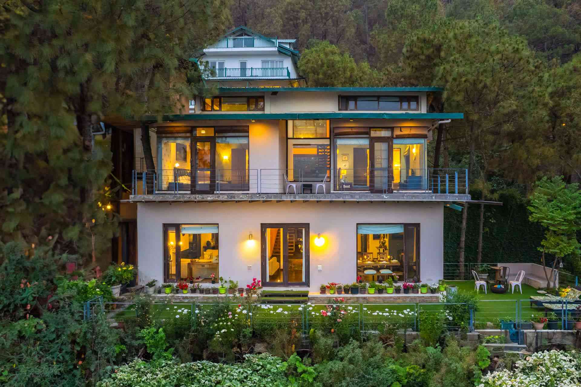 Book Your Luxurious Stay @ Hillcrest Villa In Kasauli, Himachal pradesh ...
