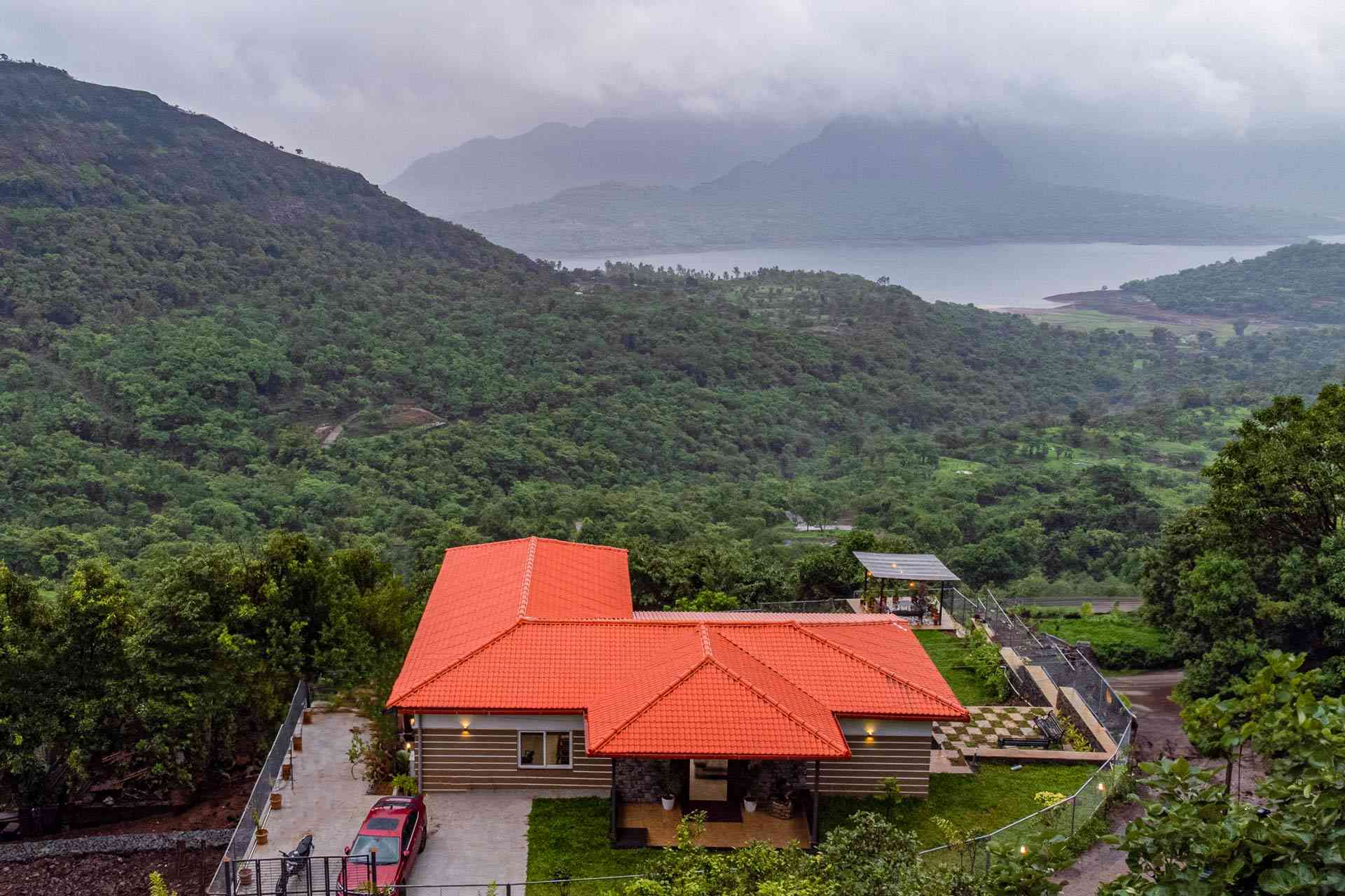 Book Your Luxurious Stay @ Waterfront Villa In Pune from StayVista