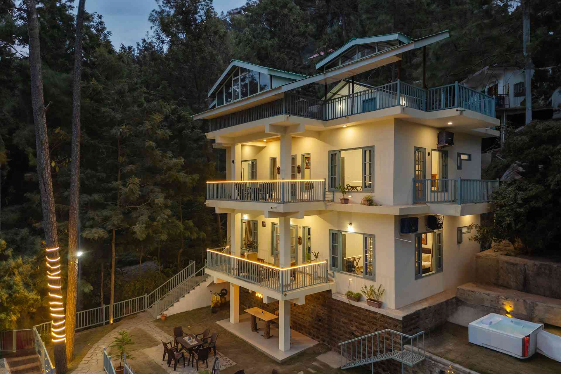 Book Your Luxurious Stay @ Pinecrest Manor In Kasauli, Himachal pradesh ...