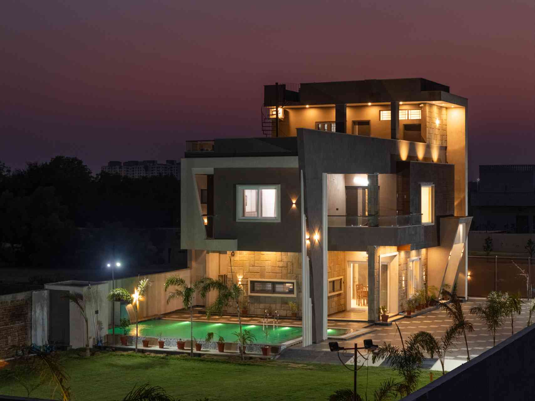 Book Your Luxurious Stay @ Pinkal Farms In Jaipur from StayVista