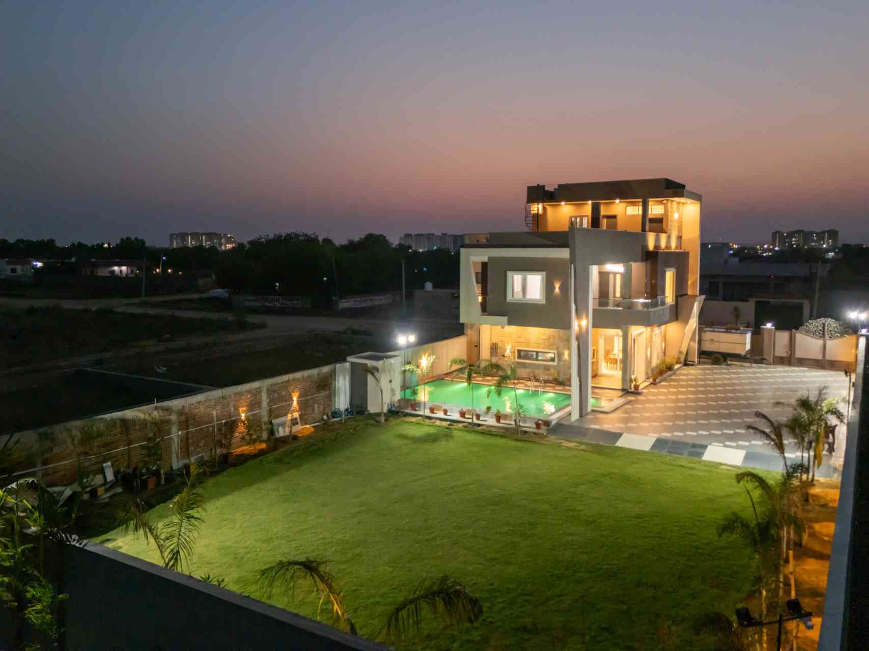 Book Your Luxurious Stay @ Sunlet@Pinkal Farms In Jaipur from StayVista