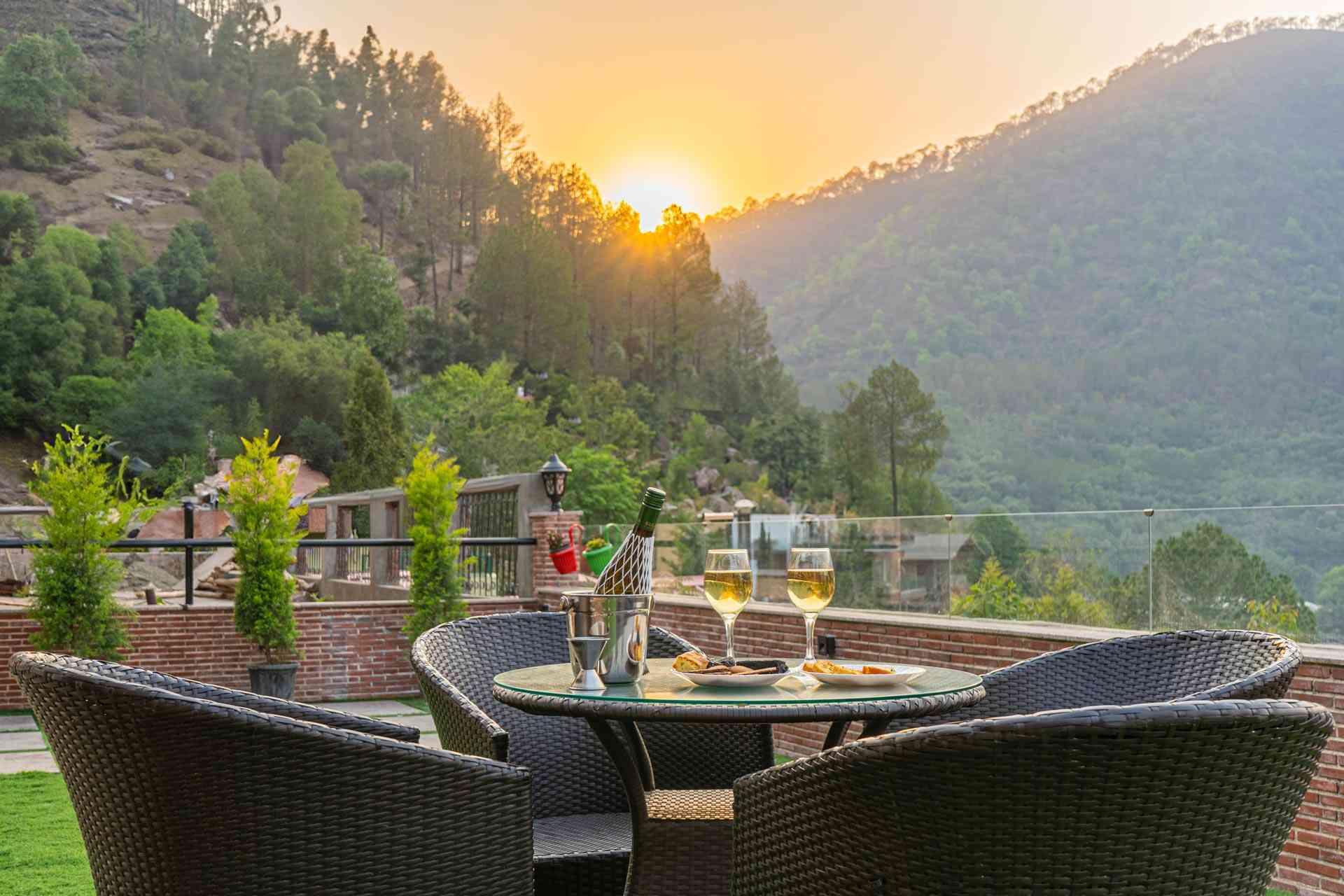 Book Your Luxurious Stay @ Suri Ville In Bhimtal, Uttarakhand from ...