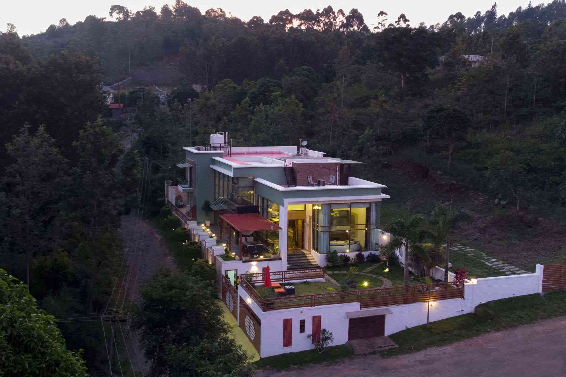 Book Your Luxurious Stay @ The Yercaud Bungalow In Yercaud, Tamil nadu ...