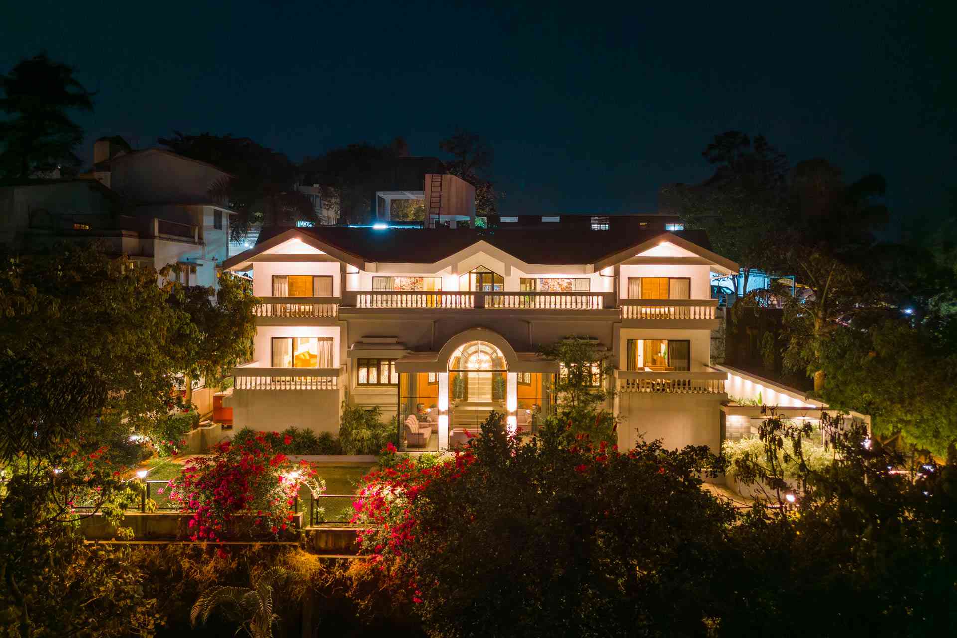 Book Your Luxurious Stay @ Villa Tesoro In Lonavala, Maharashtra from ...