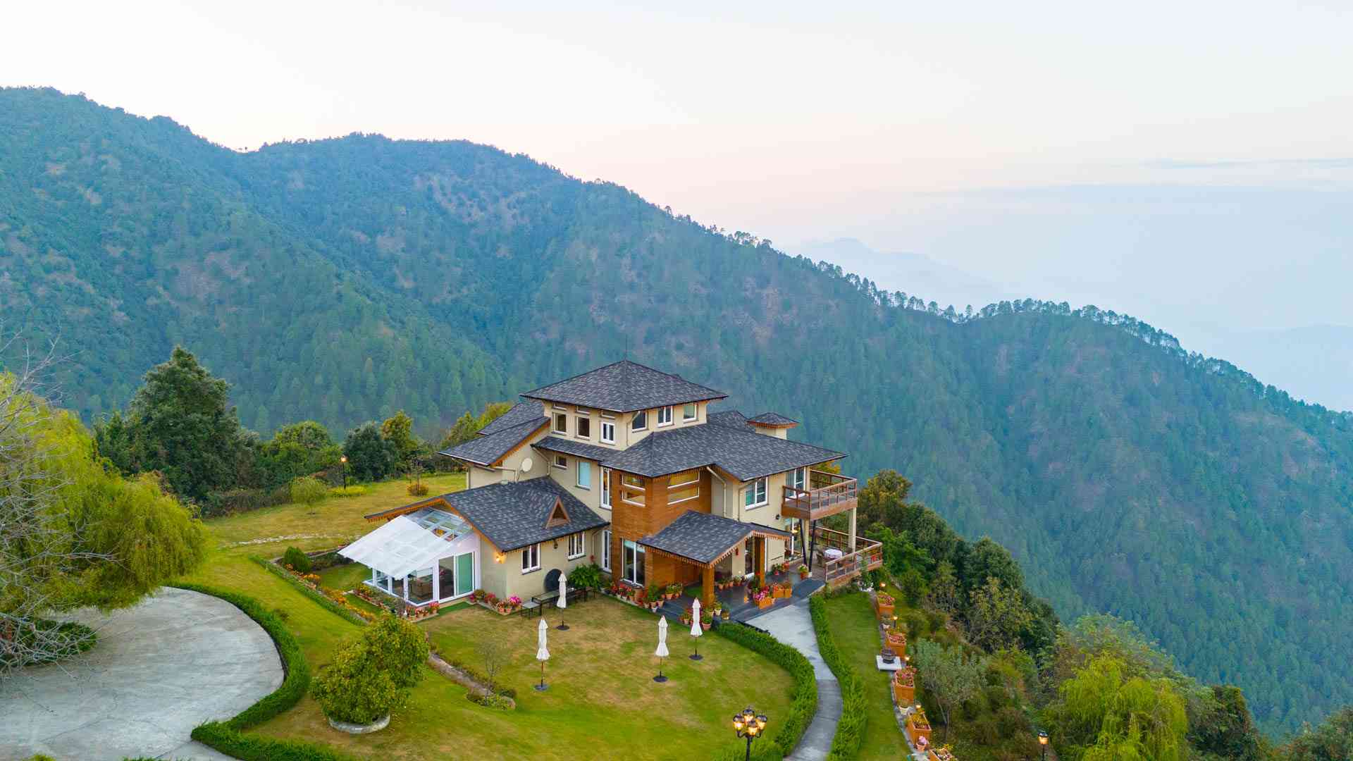 Book Your Luxurious Stay @ Villa Woodrose @ Kaudia Estate In Mussoorie ...