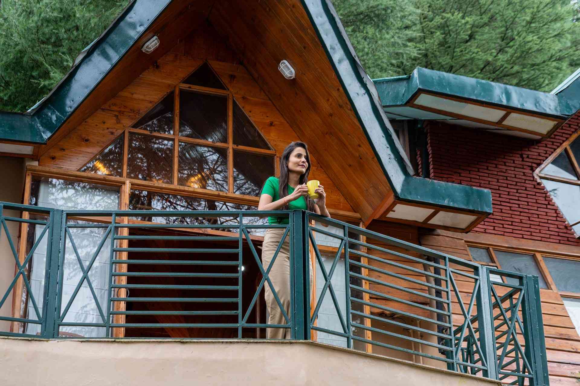 Book Your Luxurious Stay @ Wood House Retreat In Shimla, Himachal ...