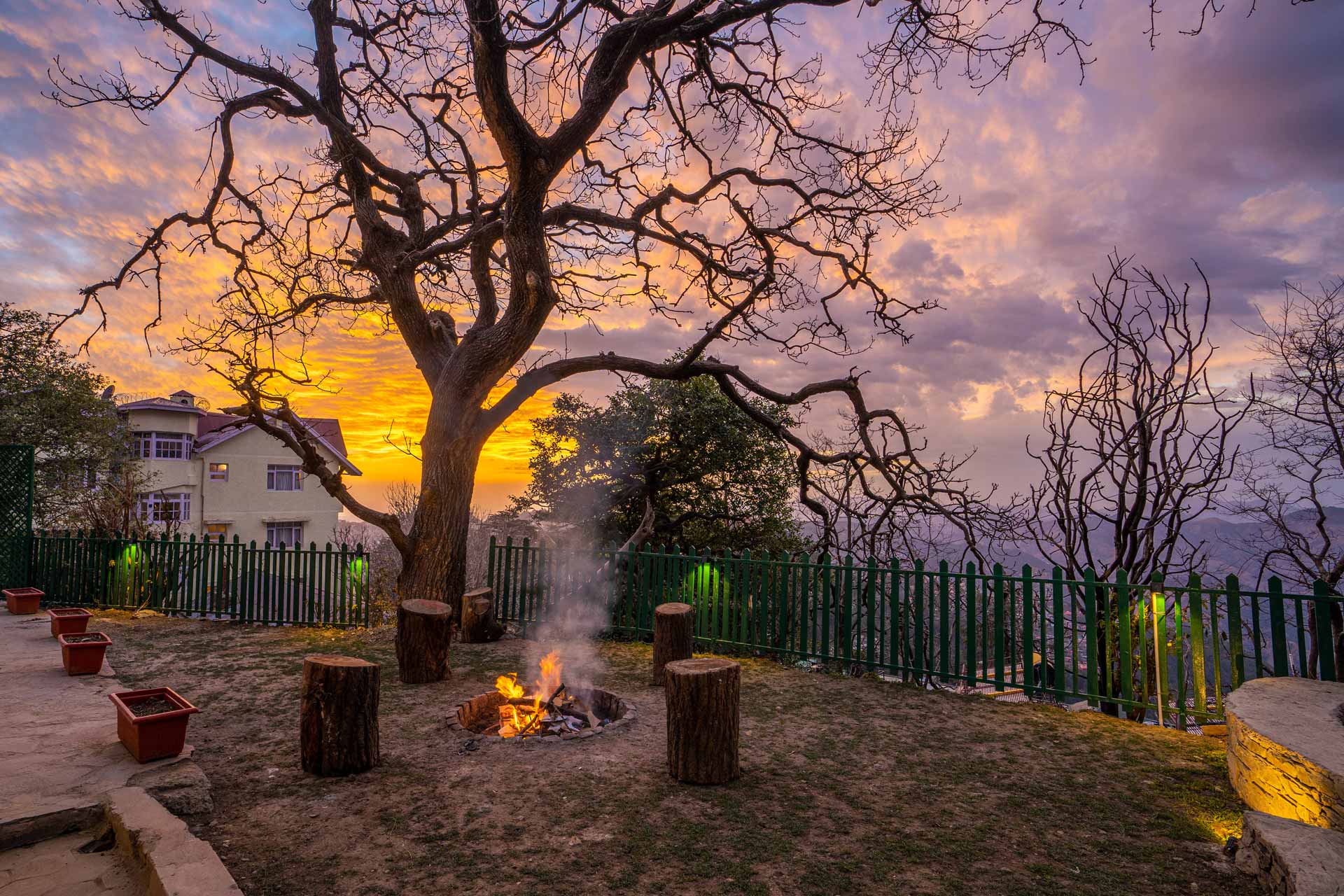 Book Your Luxurious Stay @ Ivory @ Nau Nabh Cottage In Shimla, Himachal ...