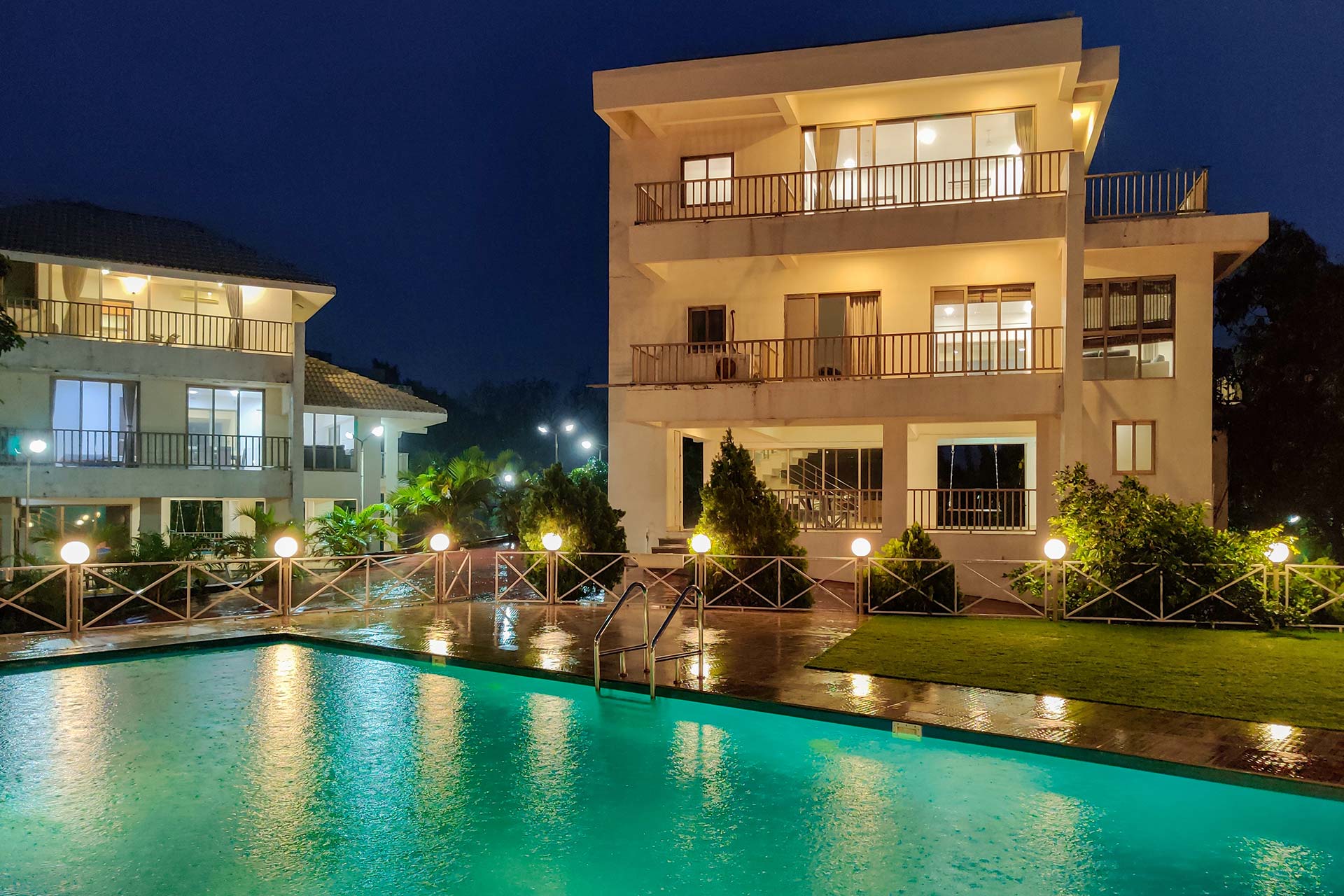 Book Private Villas In Uttan | Beach Cottages In Uttan - StayVista