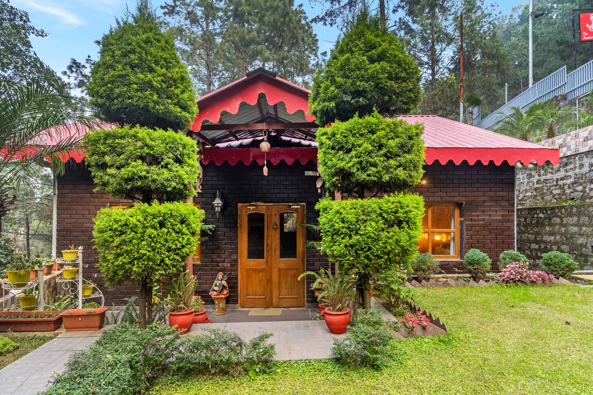 The Anchorage - Just Home Stay