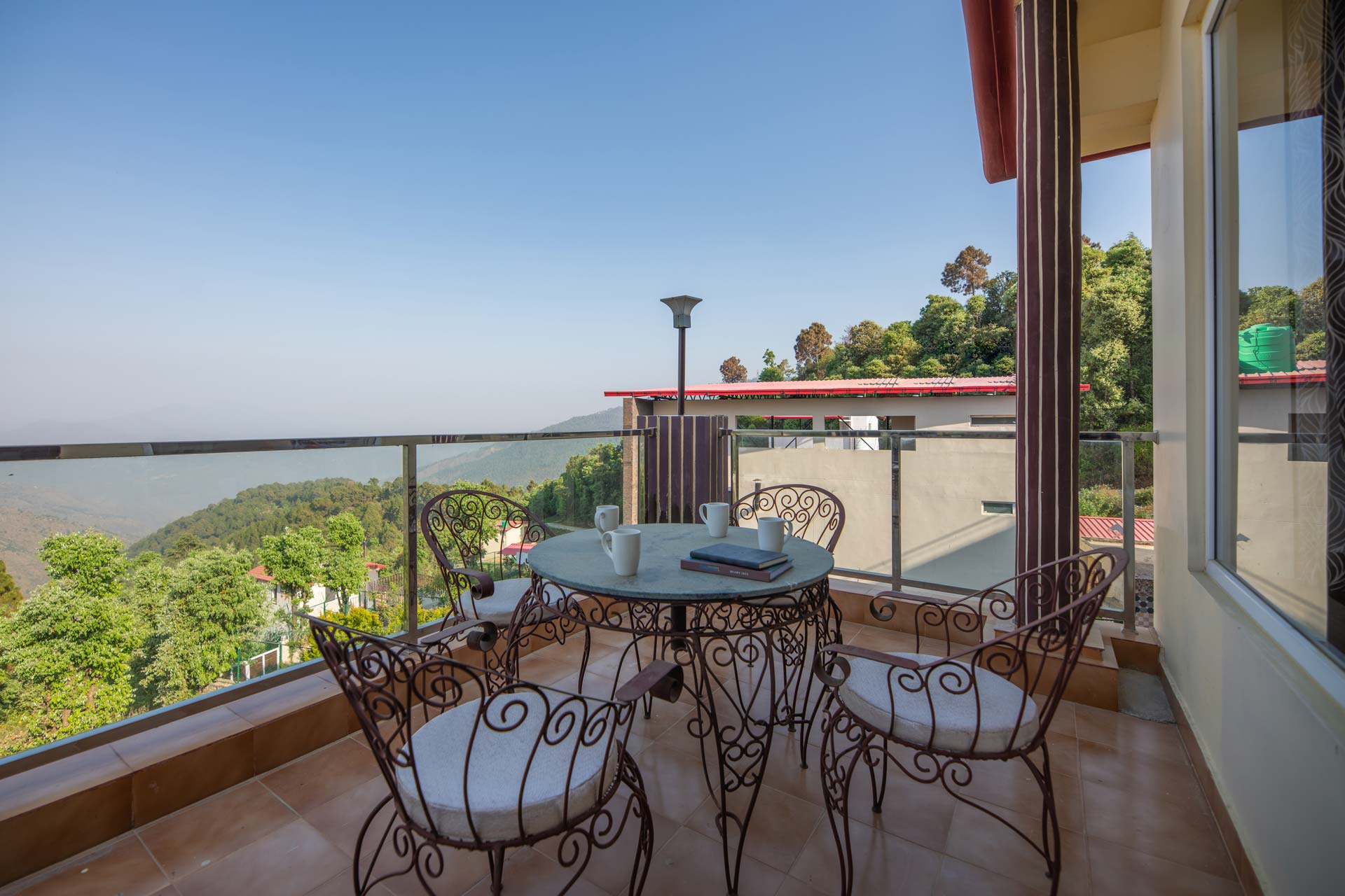 Book Luxury Villas In Mussoorie | Homestay In Mussoorie - StayVista