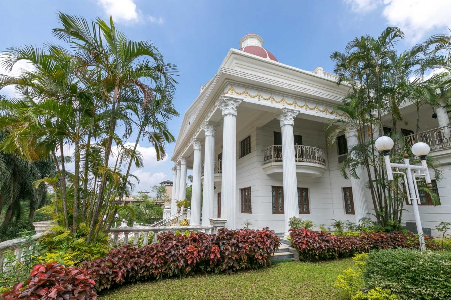 The White House Villa: The luxury villa with a pool in lonavala | StayVista